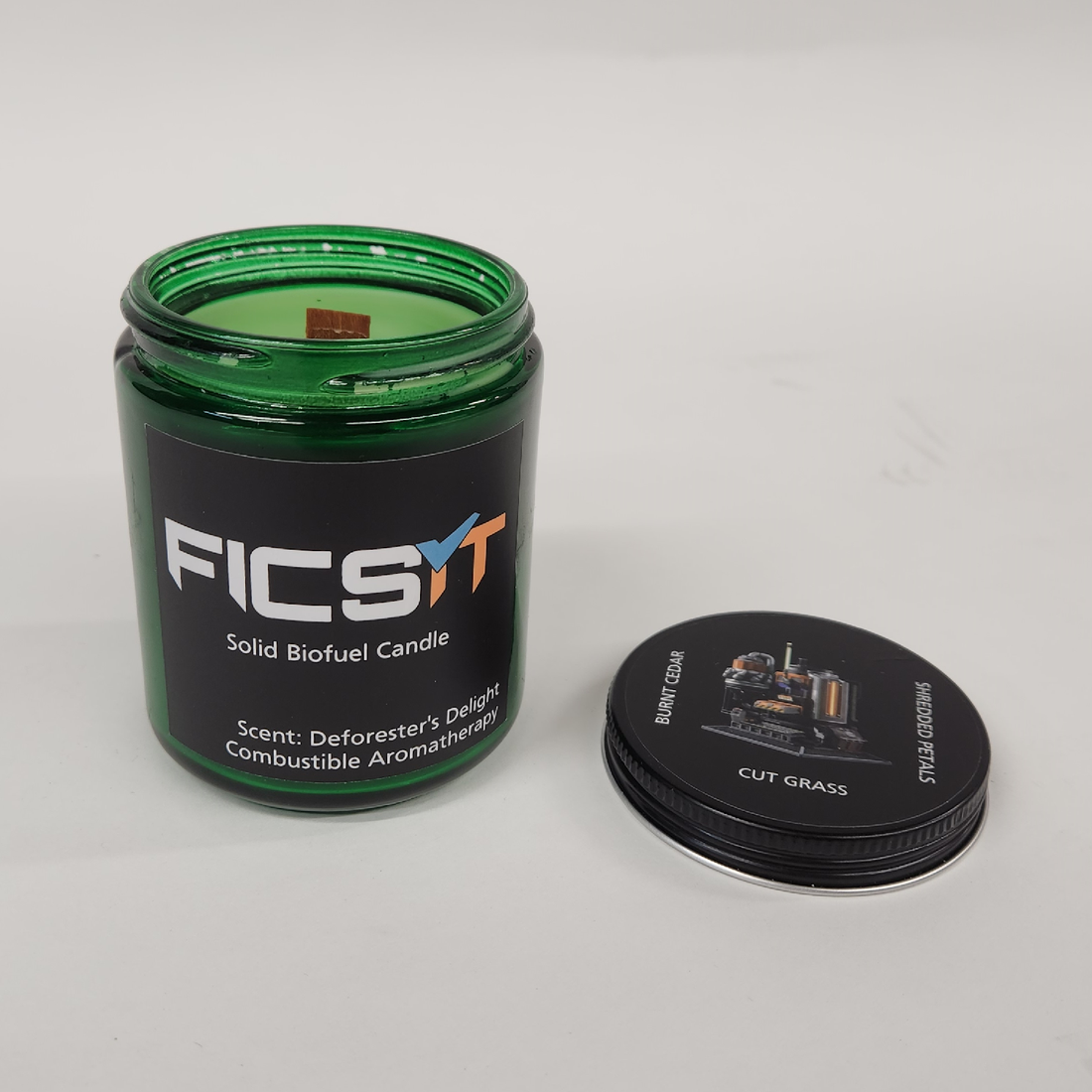 FICSIT Aromatherapy Candle – Lizard Doggo