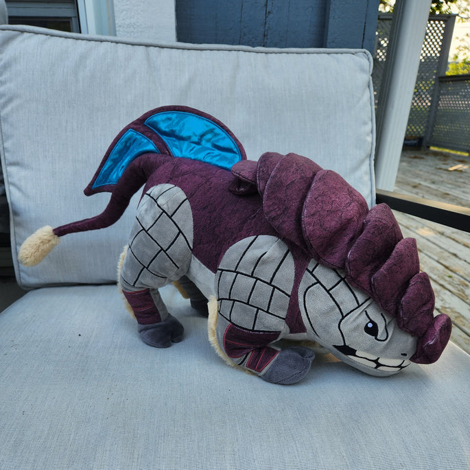 Fluffy-tailed Hog 26" Plush – Lizard Doggo