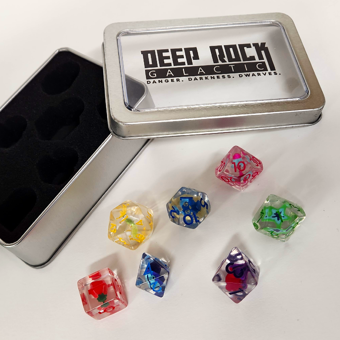 Deep Rock Galactic 7-pc Dice Set – Lizard Doggo